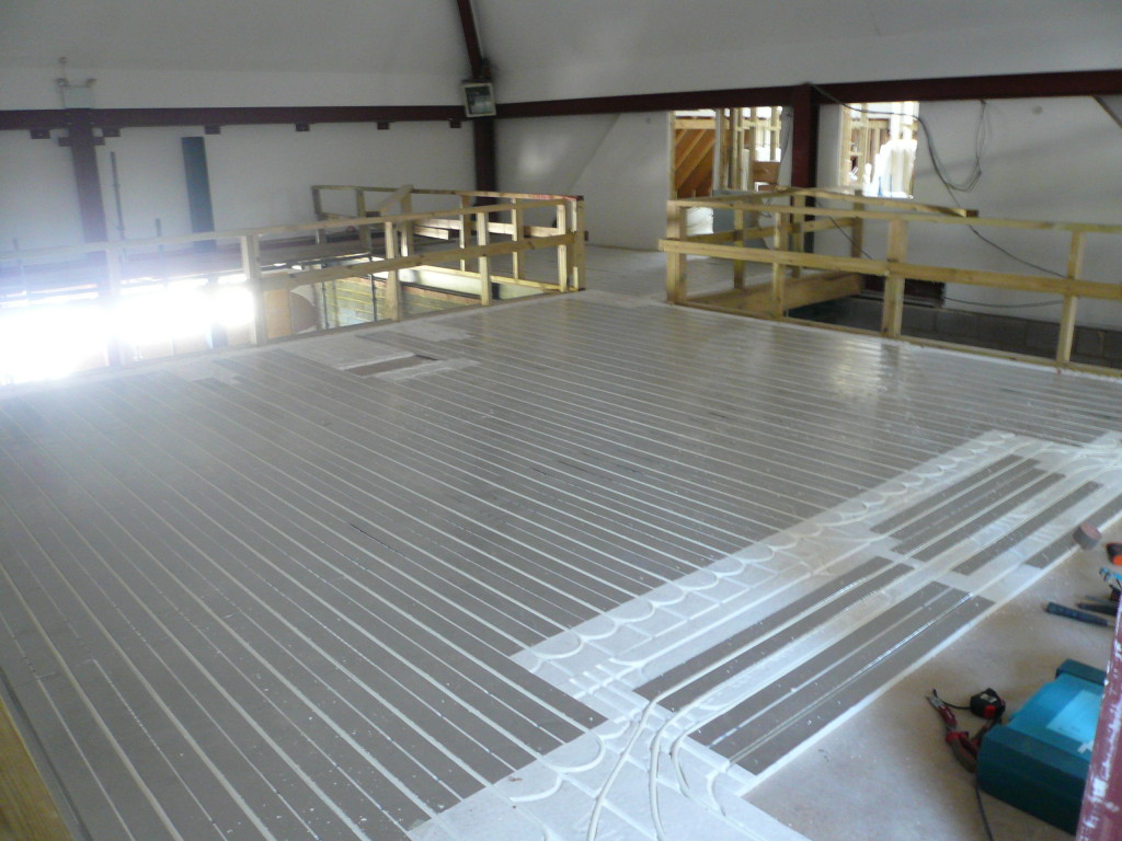 Underfloor Heating System Installation. - Heat-Tek